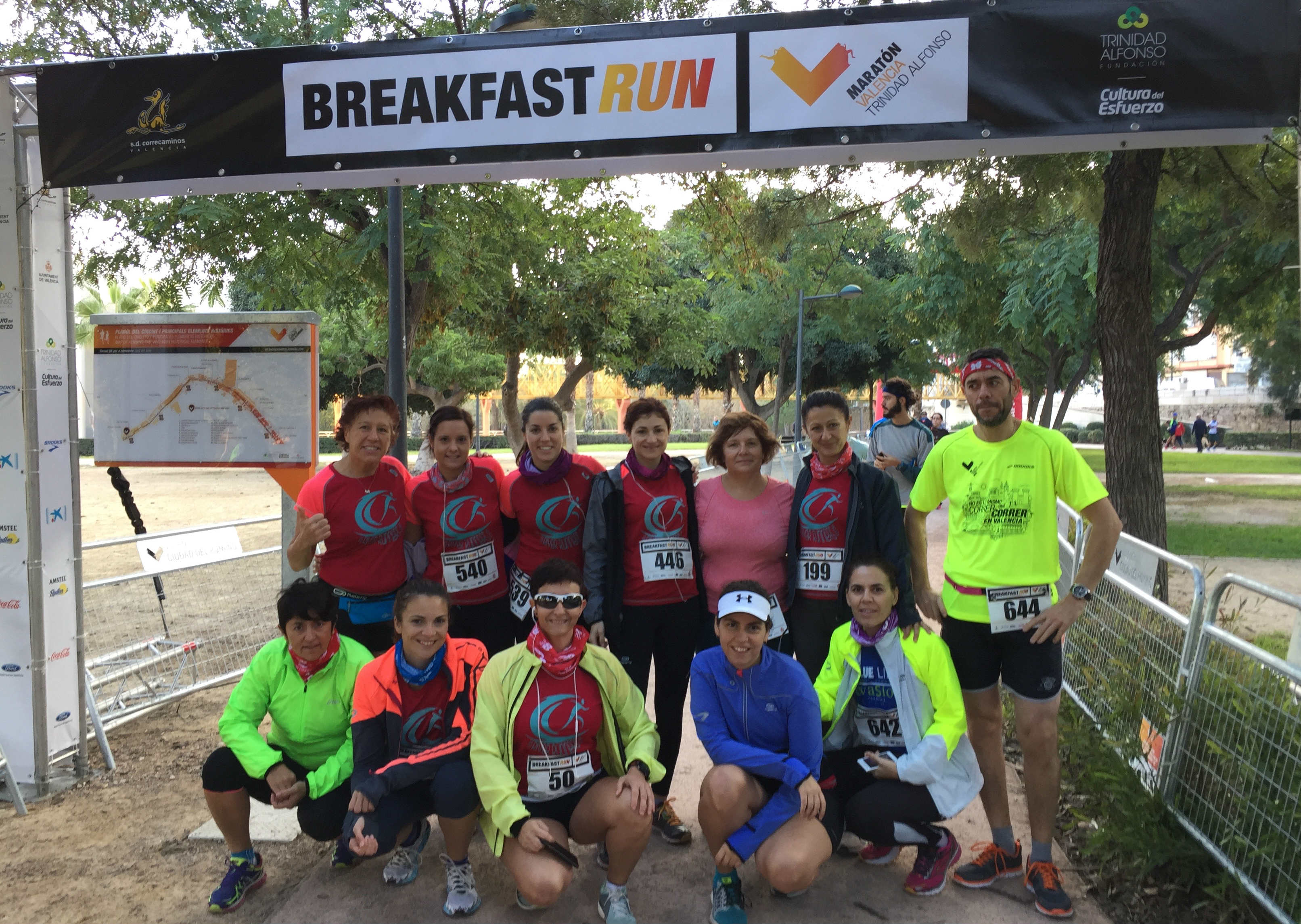 Corredores saborean el BreakFast Run en el Circuit5K