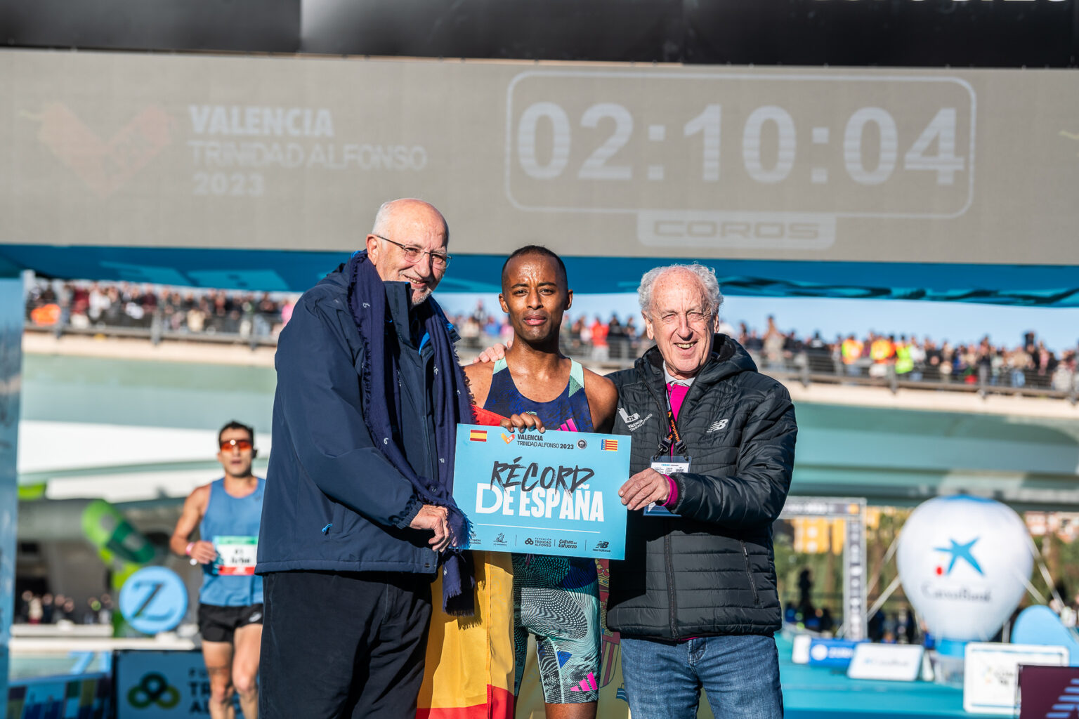 Sisay Lemma breaks the record of the Valencia Marathon 2:01:48